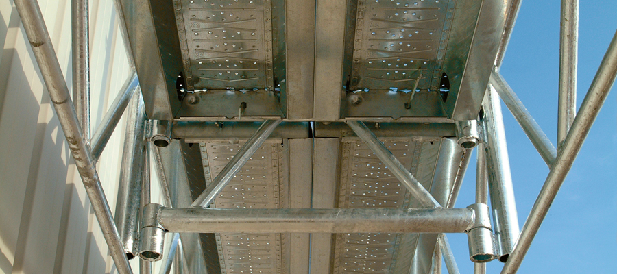 Metal deck planks - Marcegaglia Buildtech